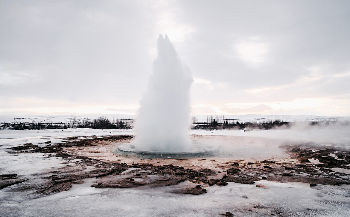 Your Guide to the Land of Fire & Ice