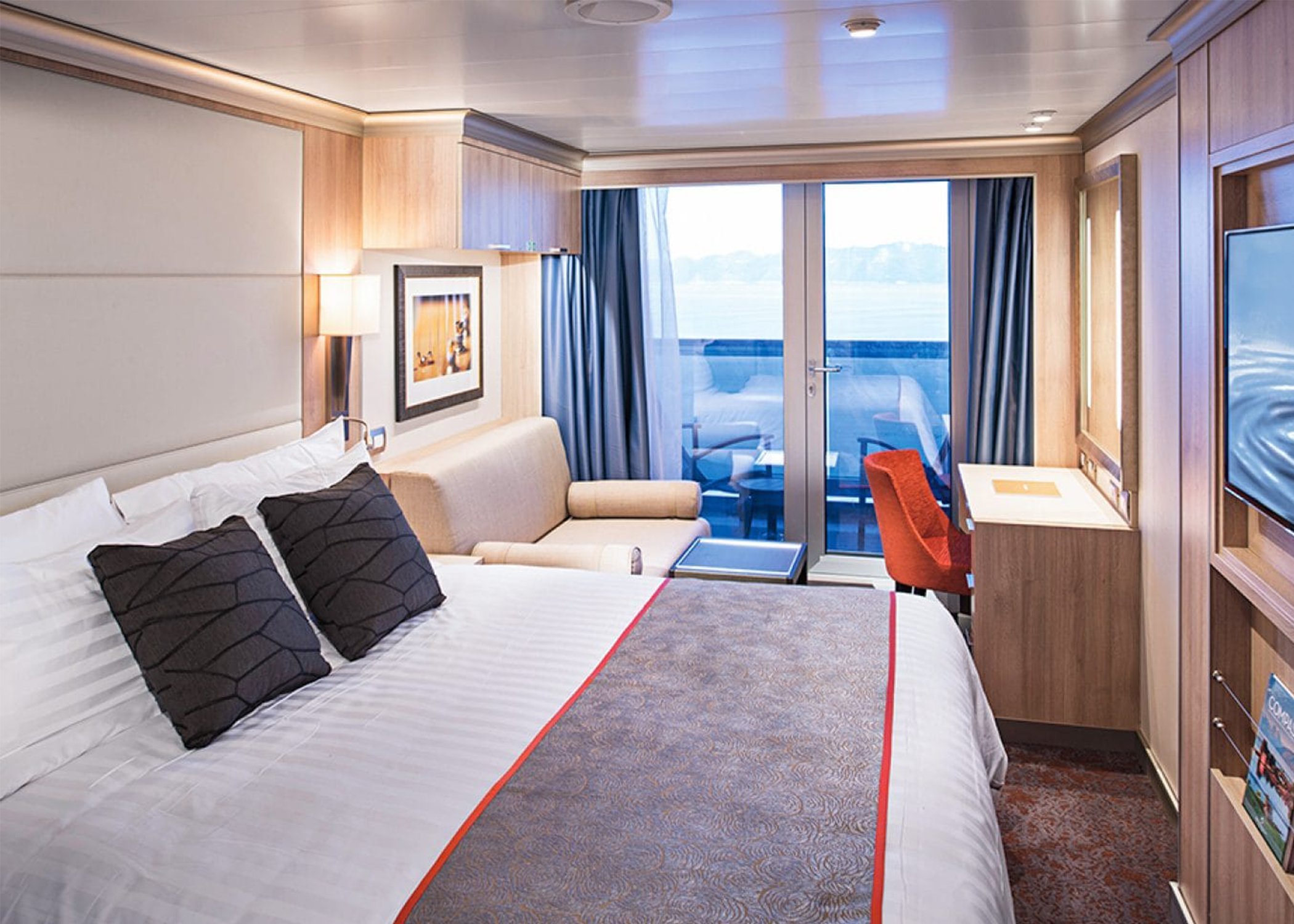 Your Guide to the Staterooms and Suites Aboard Holland America Line